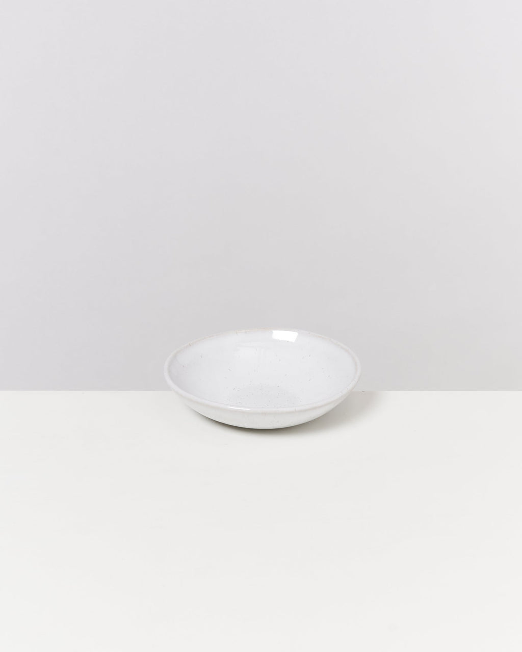 Melides Miniteller tief white – Motel a Miio B2B